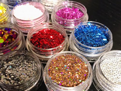 How To Seal Glitter – Sealer and Glue for Glitter Overview