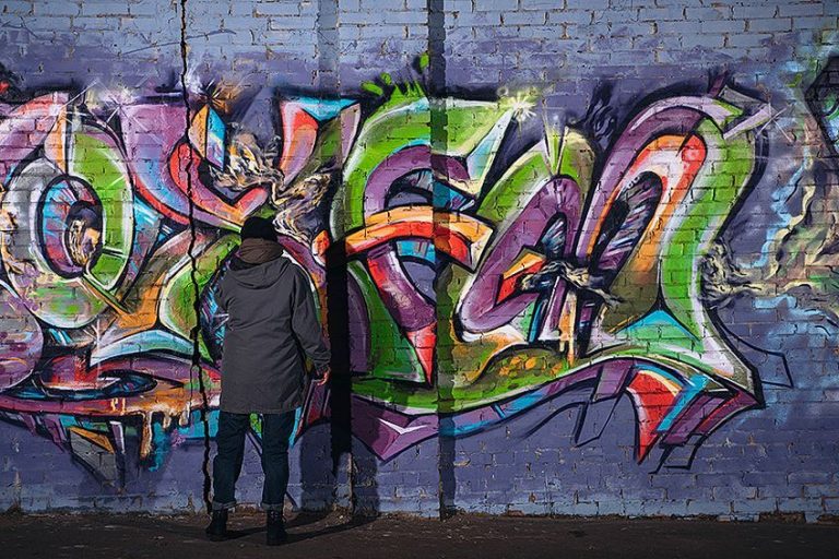 Spray Paint Art - The Best Tutorial for Spray Paint Art Techniques