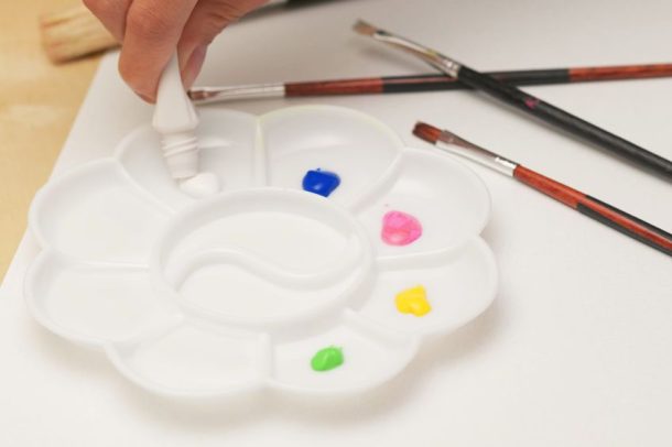 How to Use Watercolor Paint in Tubes - Complete Guide