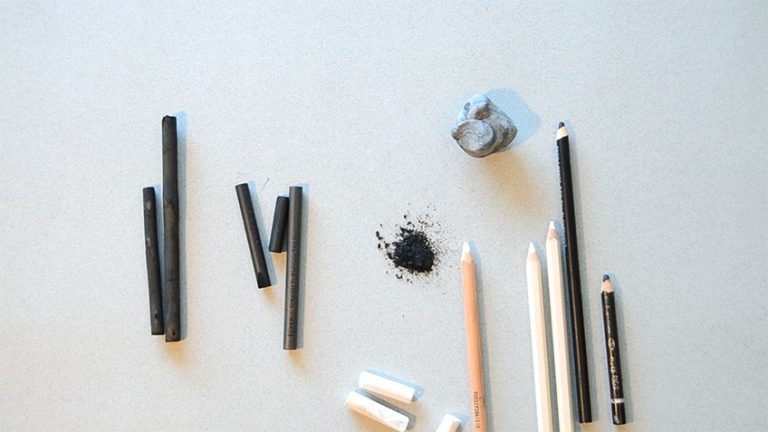 How to Draw With Charcoal - Your Guide to Charcoal Drawing Techniques