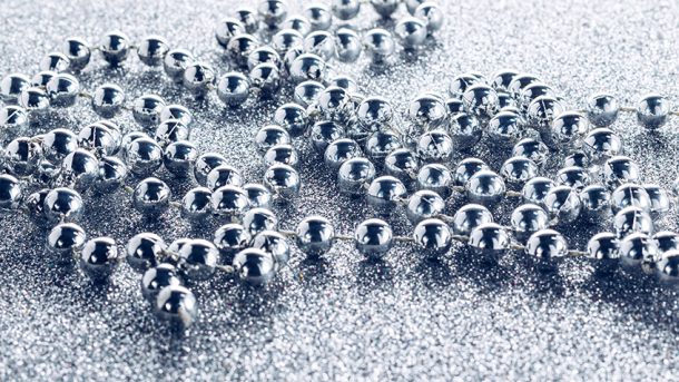 Silver Color – What Colors Match with Silver?