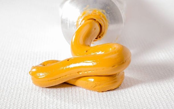 Ocker Farbe - Alle Informationen zu Ockertönen und Anwendung