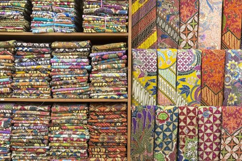 Batik Art - A Guide to the Art of Indonesian Wax-Resist Dyeing