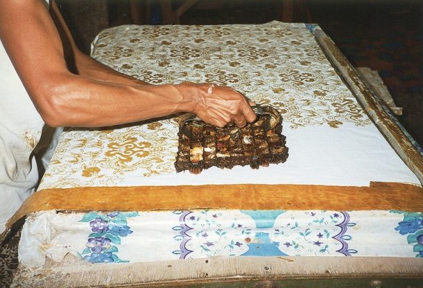 Batik Art - A Guide to the Art of Indonesian Wax-Resist Dyeing