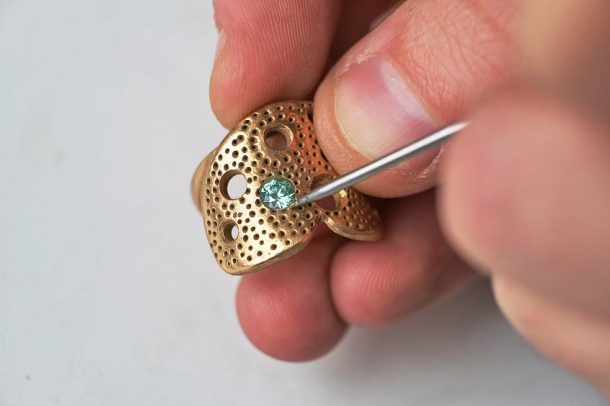 How to Engrave Metal - A Guide to Metal Engraving