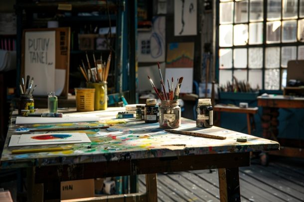 How to Paint Plates - From Kitchen to Canvas