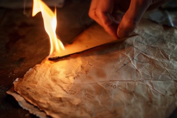 How to Age Paper - Create Antique-Looking Paper